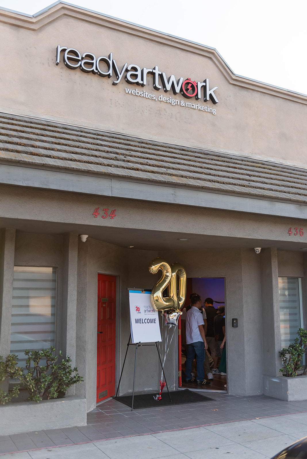 READY ARTWORK CELEBRATES 20TH ANNIVERSARY WITH OPEN OFFICE EVENT IN ...